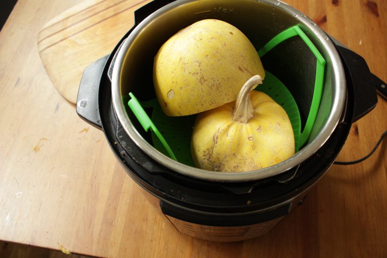 How to Cook Spaghetti Squash in the Instant Pot, Slow Cooker, and Oven